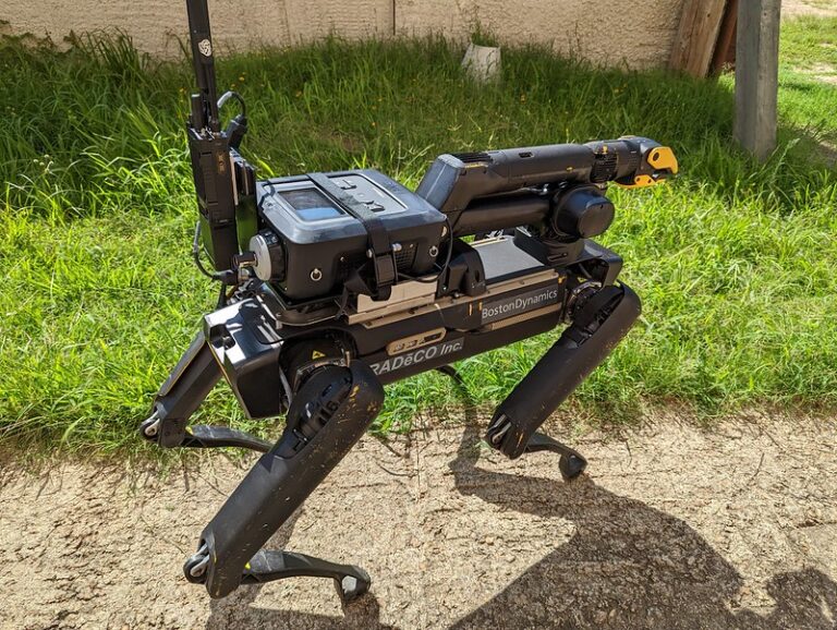 Chemical Identification for EOD Applications | 908 Devices