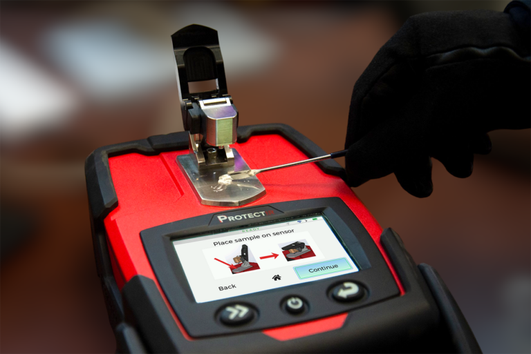 ProtectIR | Handheld FTIR for Solid and Liquid Identification | 908 Devices